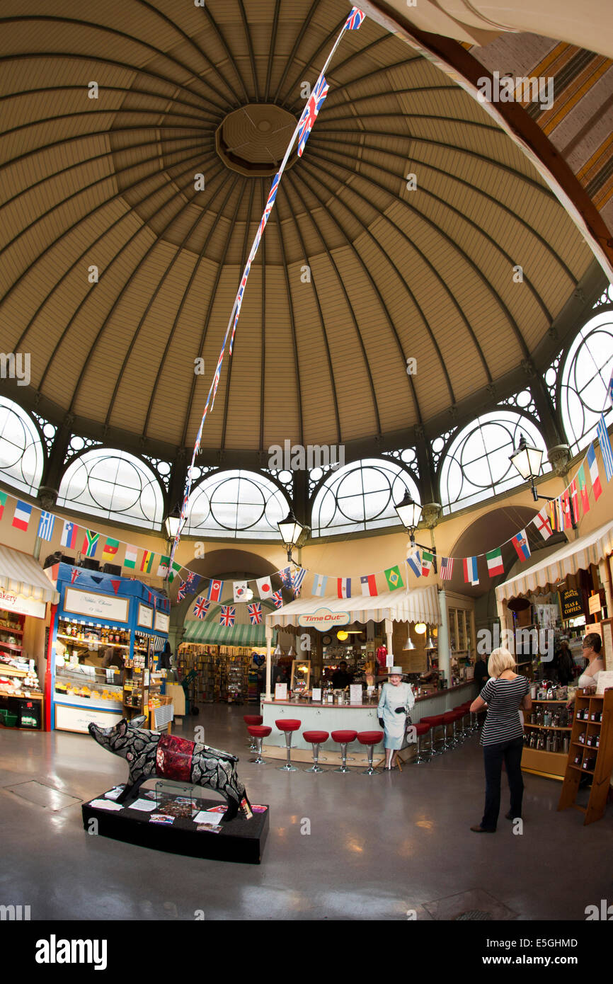 Guildhall market hi-res stock photography and images - Alamy