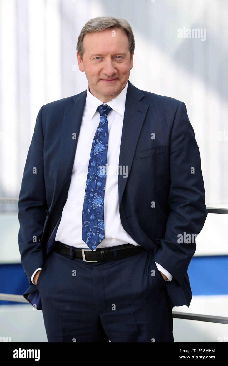 Hamburg, Germany. 31st July, 2014. British actor Neil Dudgeon poses ...