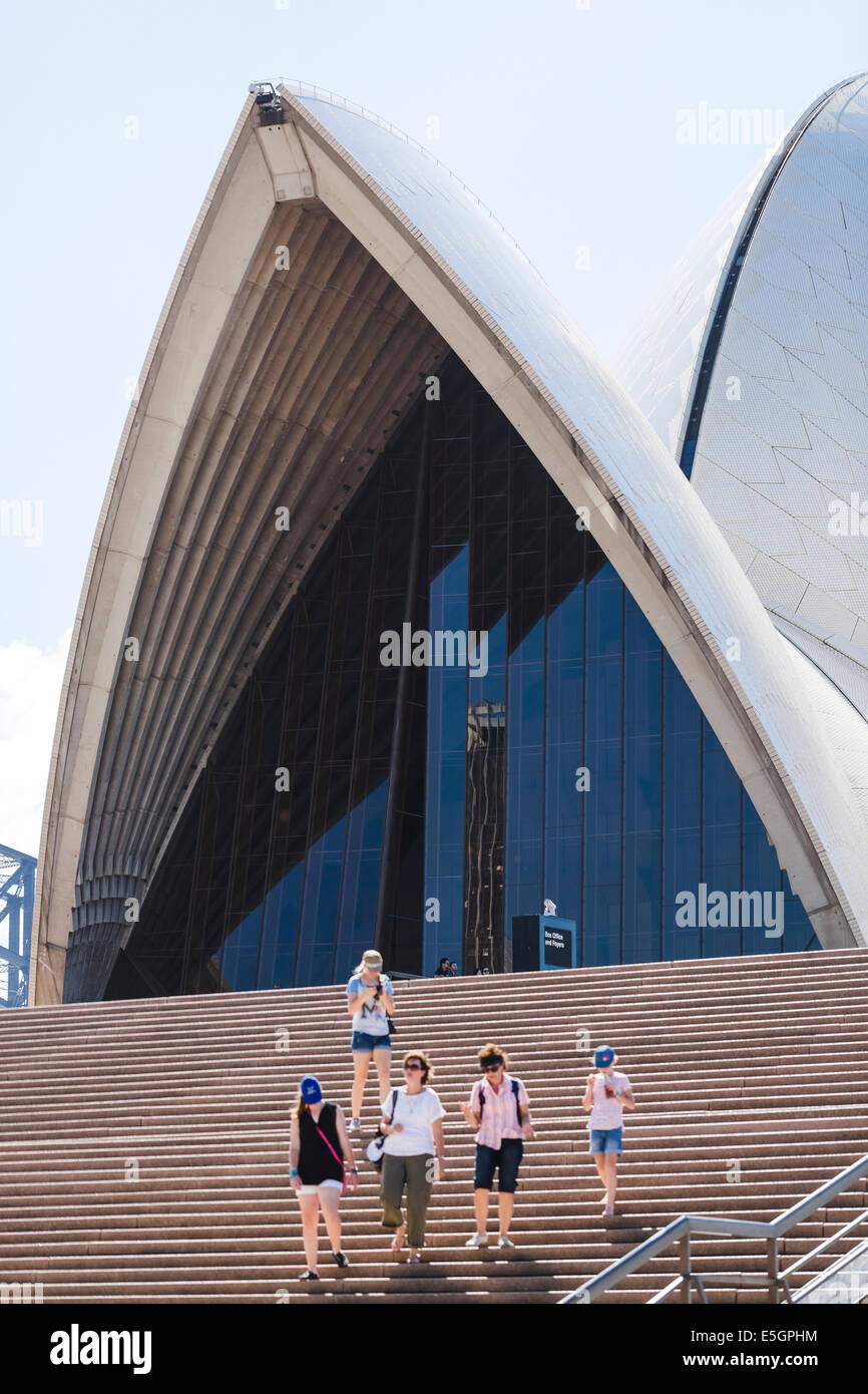 Sydney opera house stairs hi-res stock photography and images - Alamy