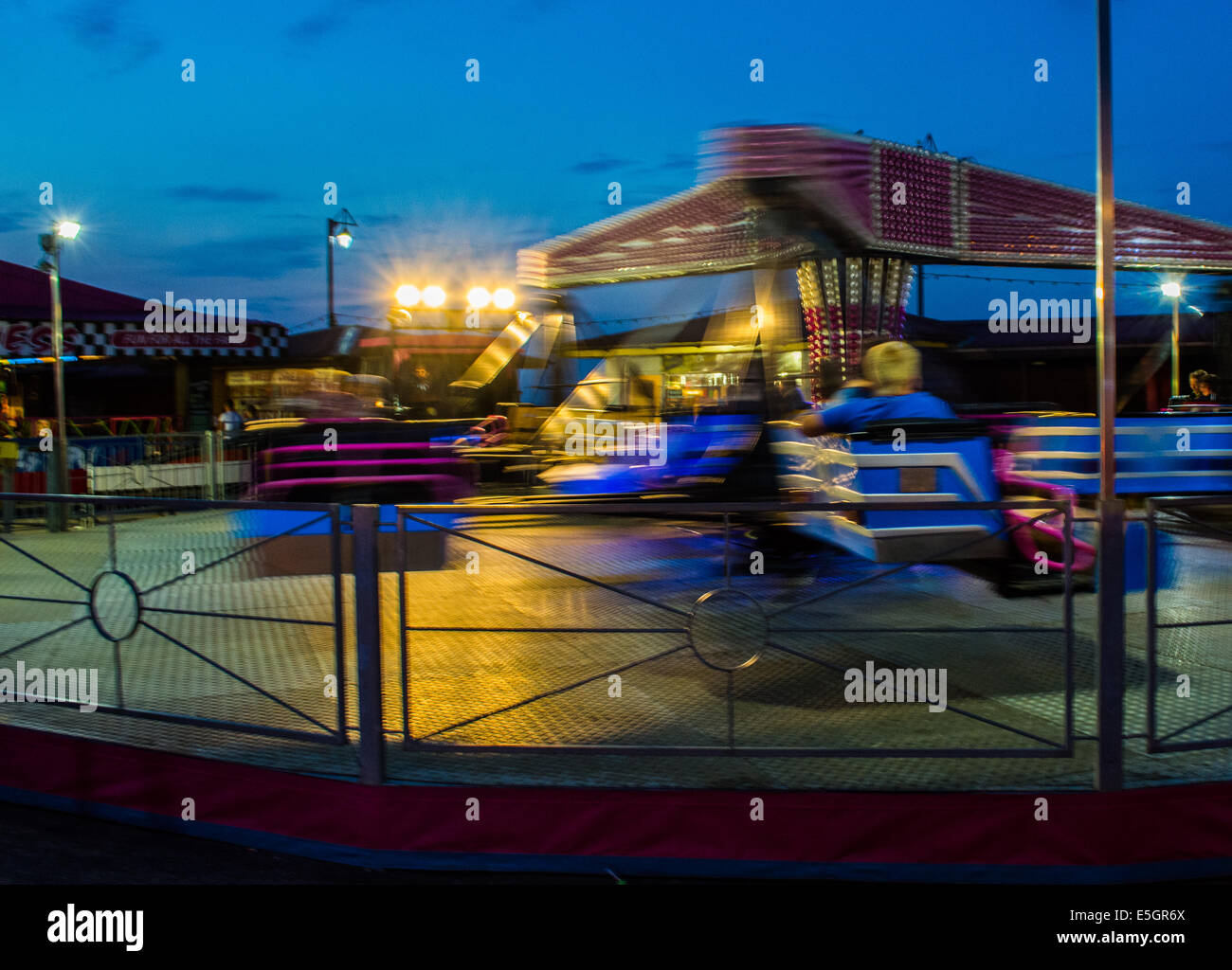 Amusements funfair seaside fairground hi-res stock photography and ...