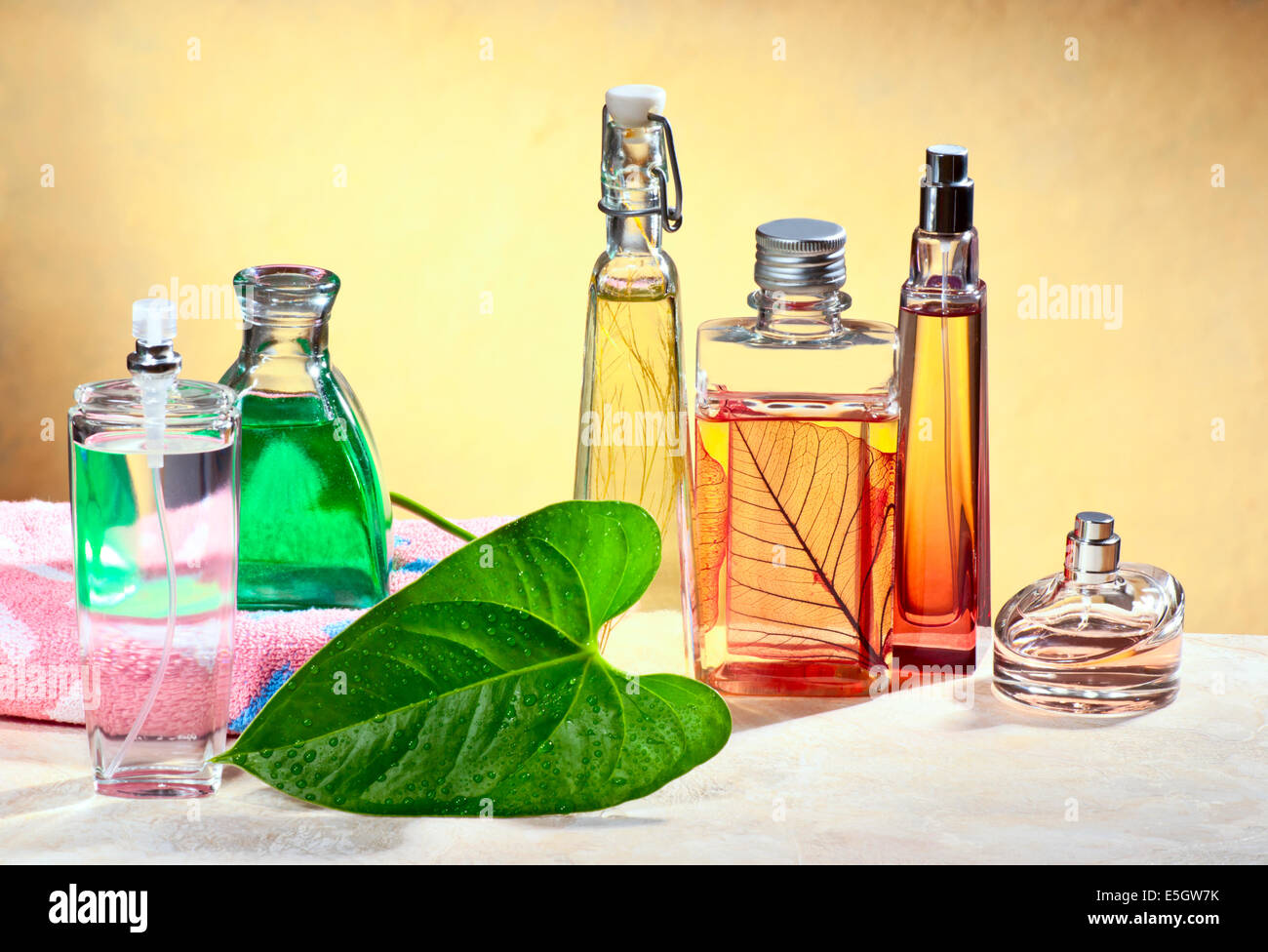 Flagons hi-res stock photography and images - Alamy