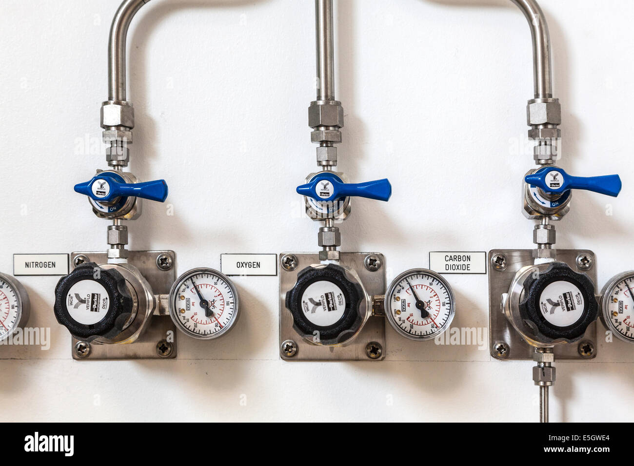 Gases hi-res stock photography and images - Alamy