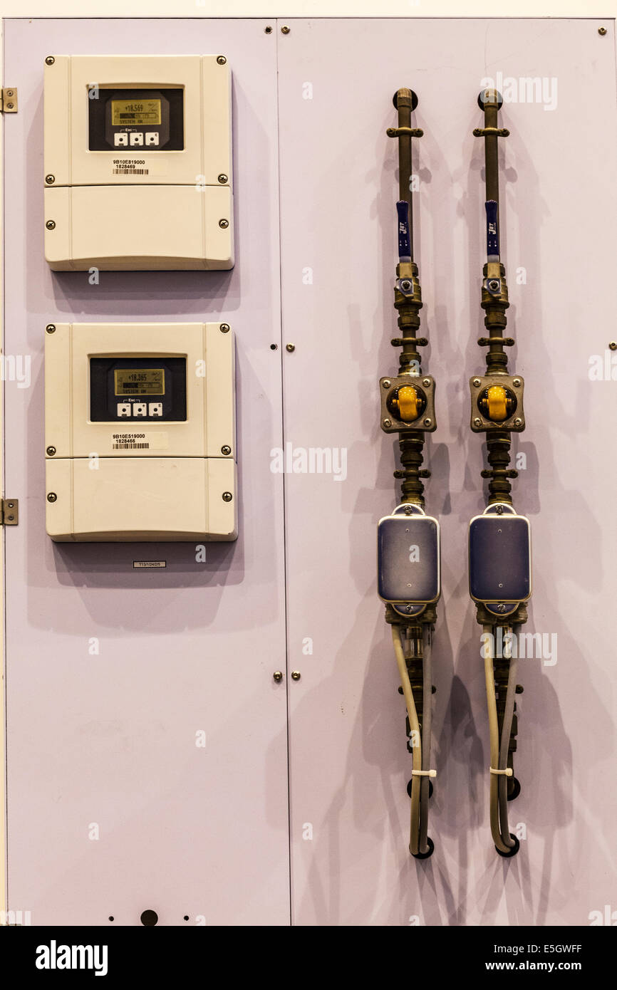 Part of Polref, a polarised neutron reflectometer Stock Photo - Alamy