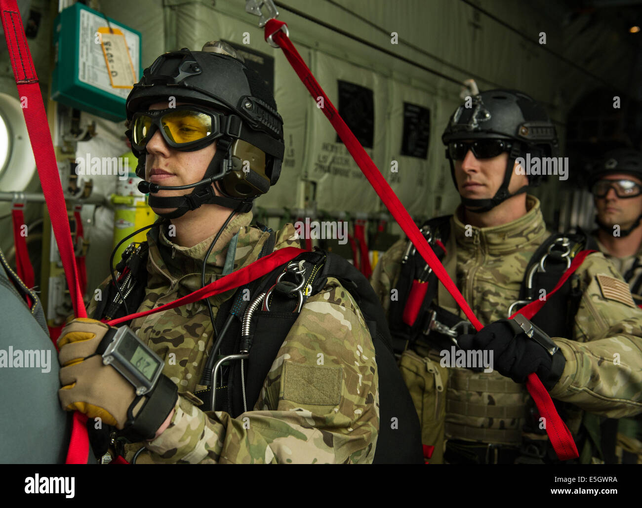 U s air force pararescuemen hi-res stock photography and images - Alamy