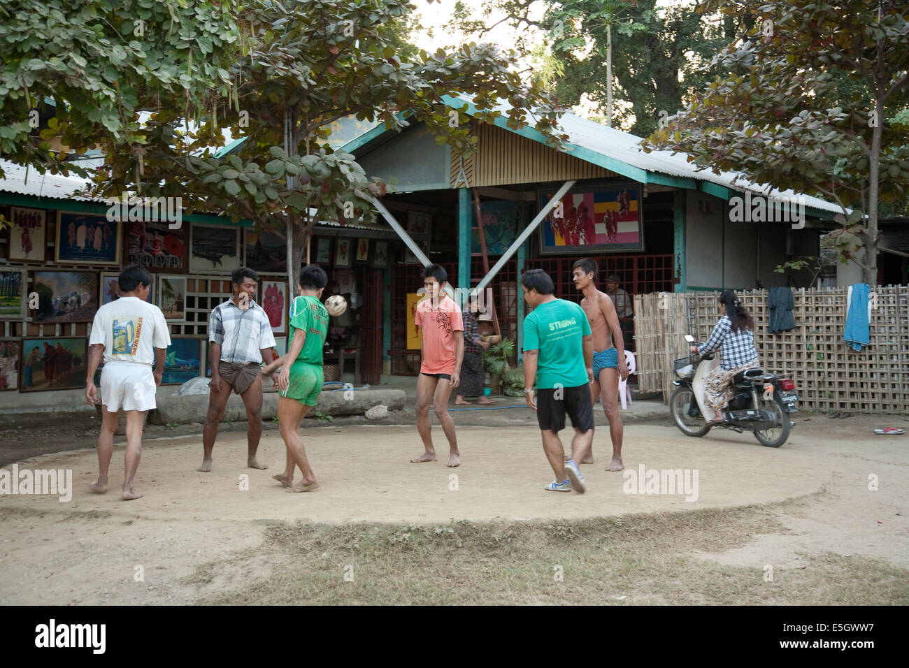 Chinlone hi-res stock photography and images - Alamy