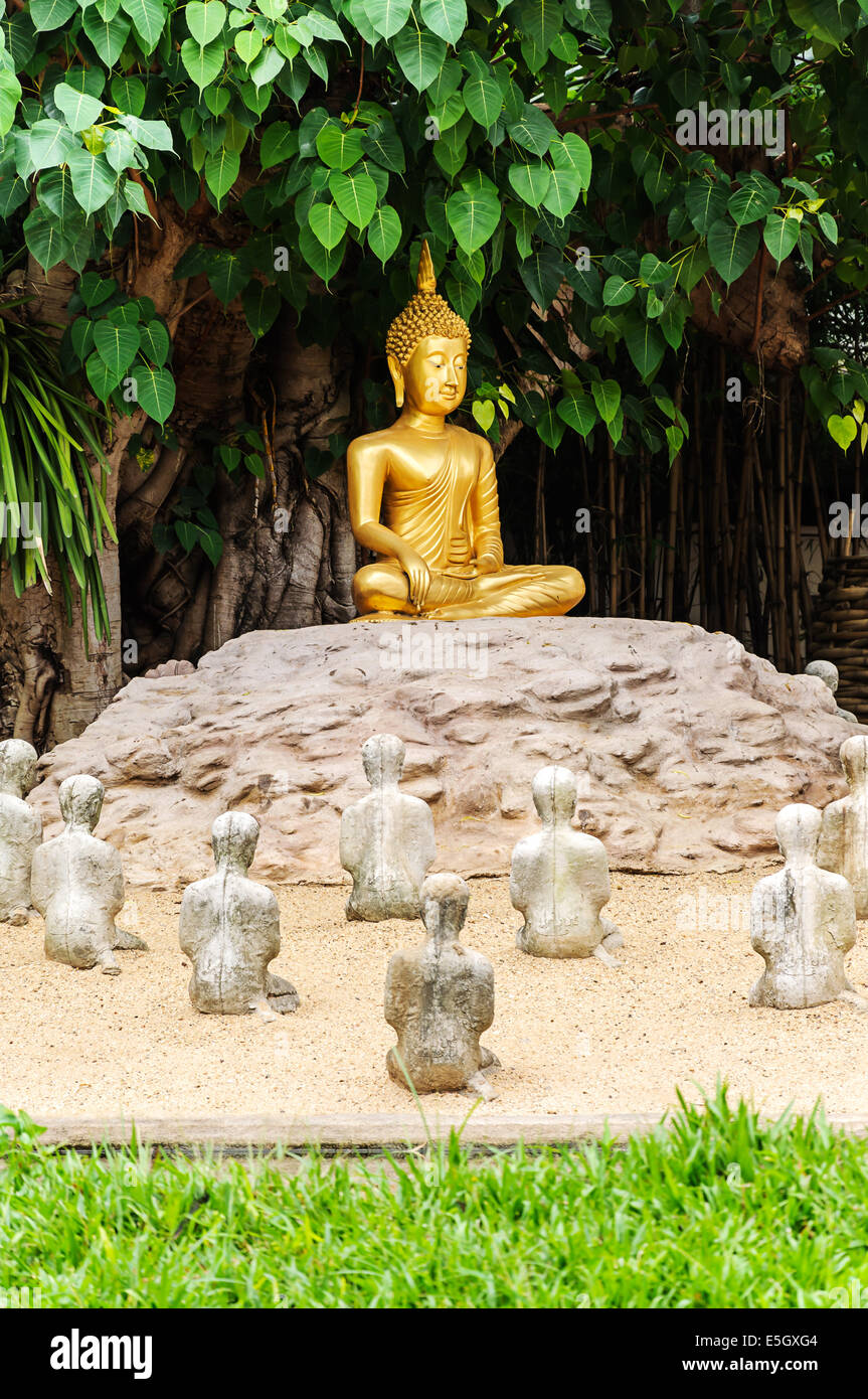 Buddha under the Bo tree at Wat Phan-Tao temple in Chiang mai,Thailand ...