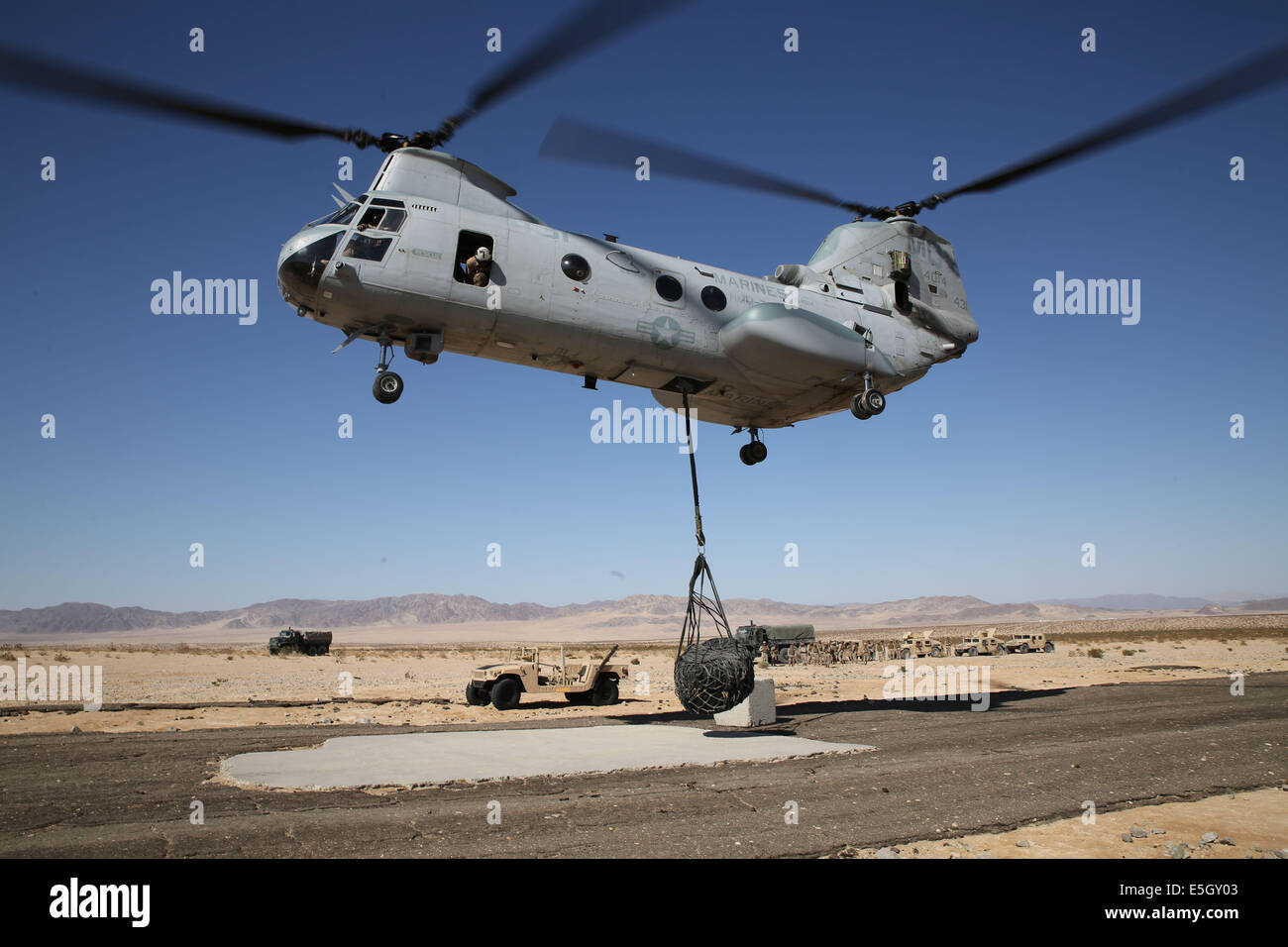 A U.S. Marine Corps CH-46E Sea Knight helicopter with Marine Medium Helicopter Squadron 774 ...