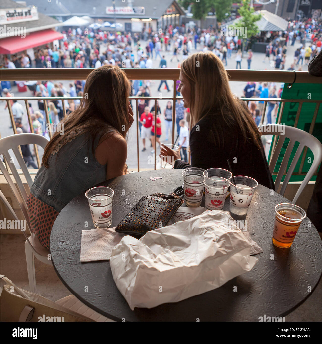 People enjoying Summerfest in Milwaukee, Wisconsin, USA Stock Photo - Alamy