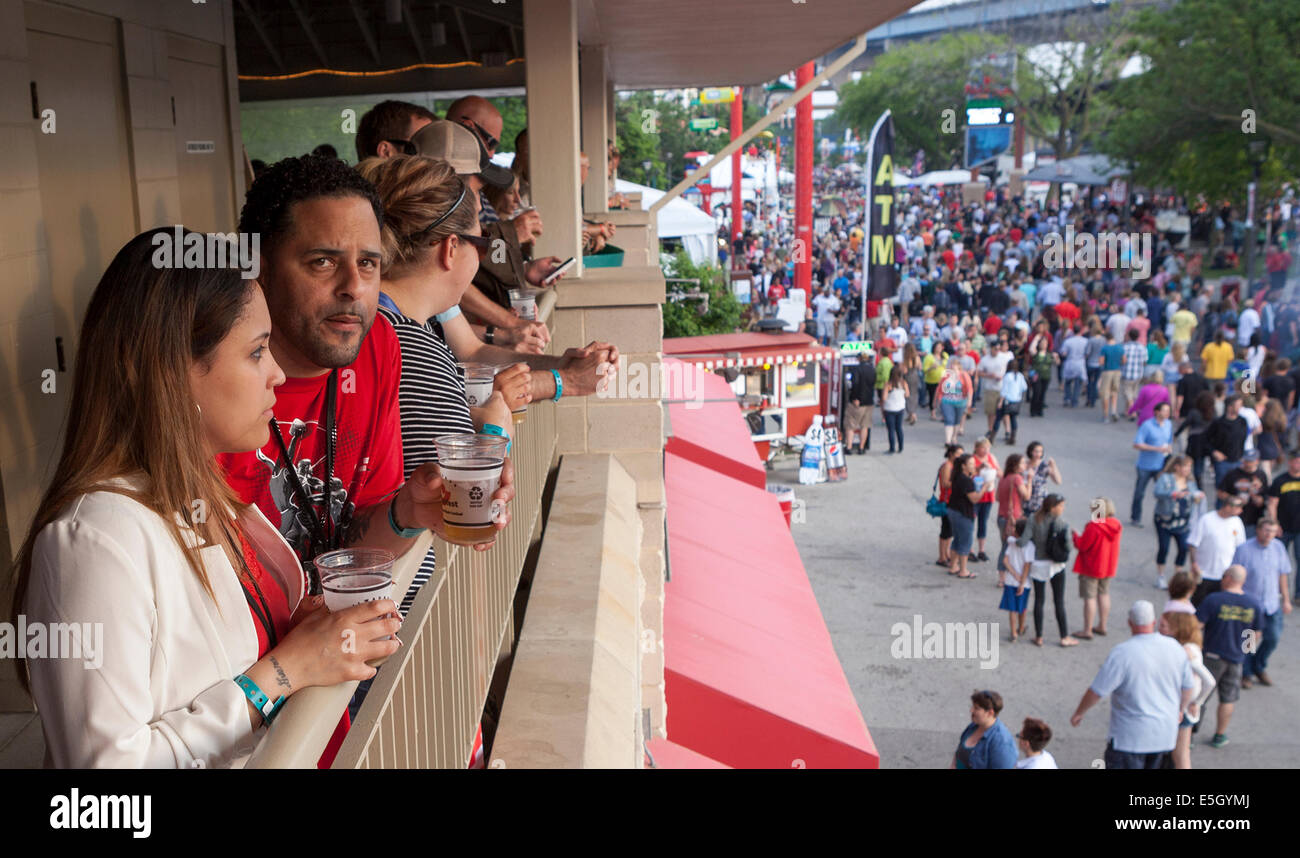 People enjoying Summerfest in Milwaukee, Wisconsin, USA Stock Photo - Alamy