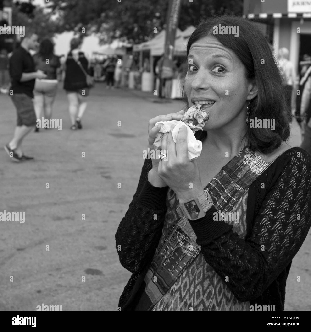 People enjoying Summerfest in Milwaukee, Wisconsin, USA Stock Photo - Alamy