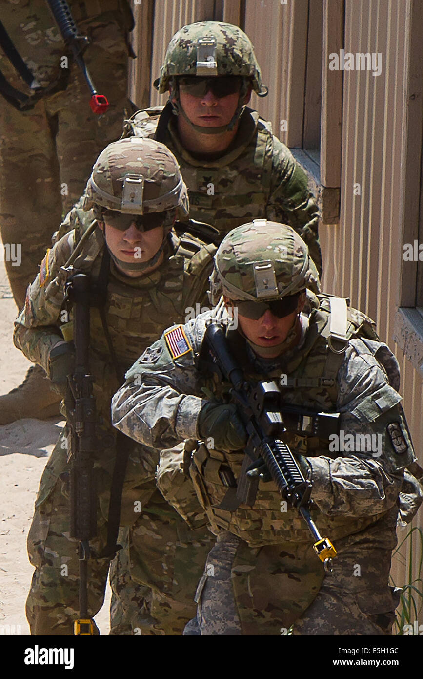 U.S. Army Staff Sgt. Daniel Campbell, a vertical construction ...