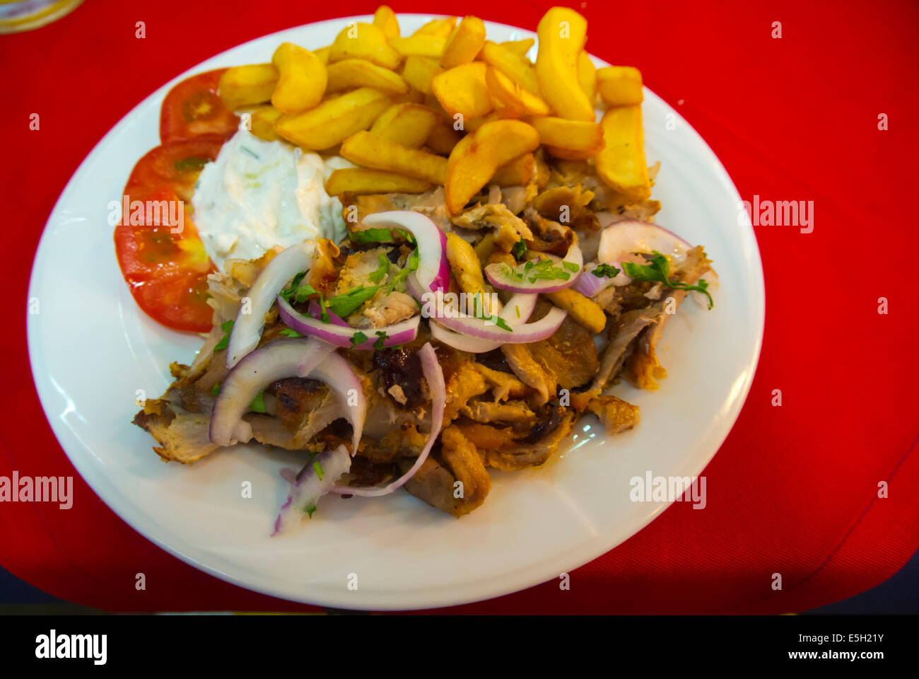 Gyros plate hi-res stock photography and images - Alamy