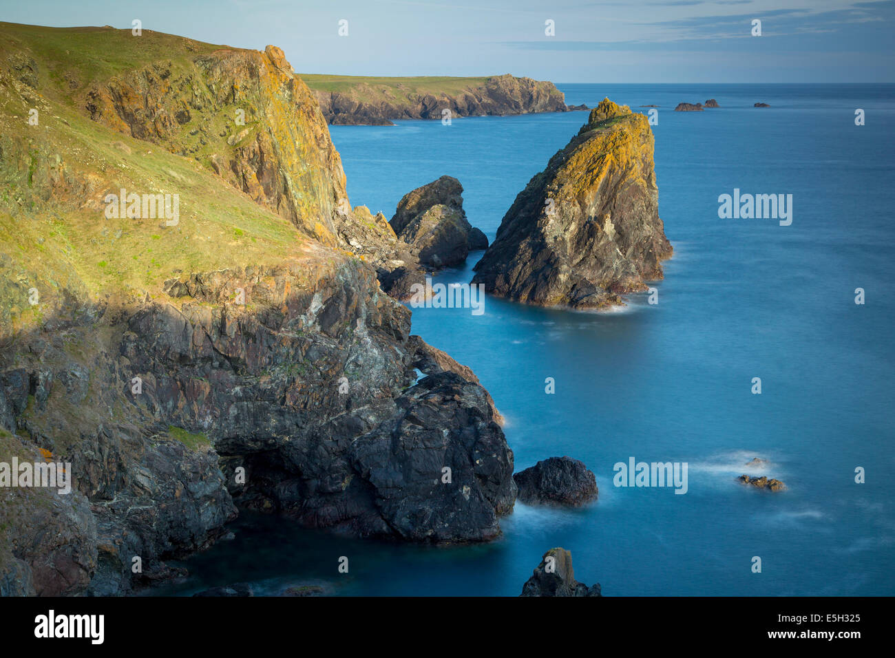 Rocky coastline near Lizard Point, Cornwall, England Stock Photo - Alamy