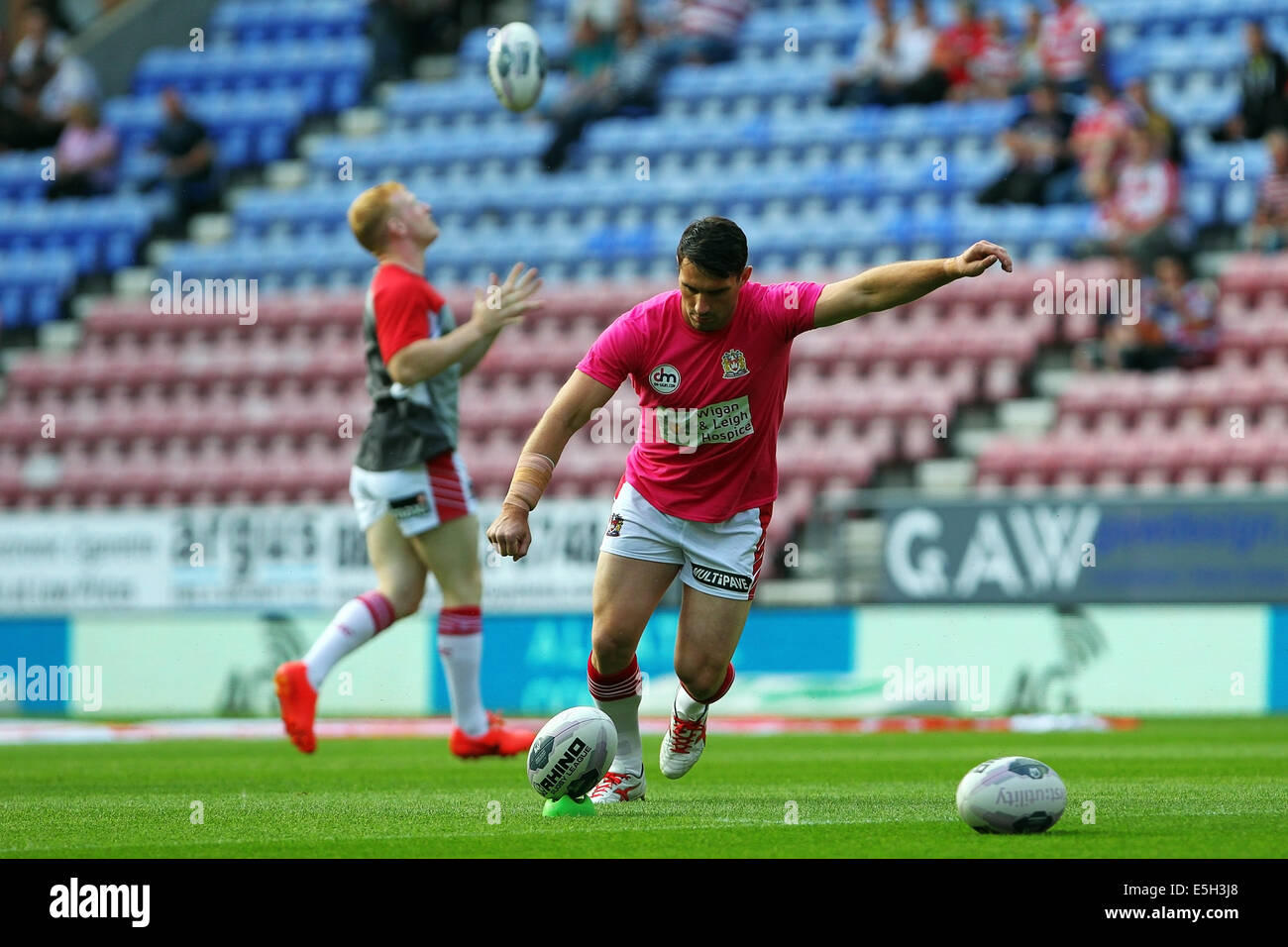 Matty smith wigan warriors rugby hi-res stock photography and images ...