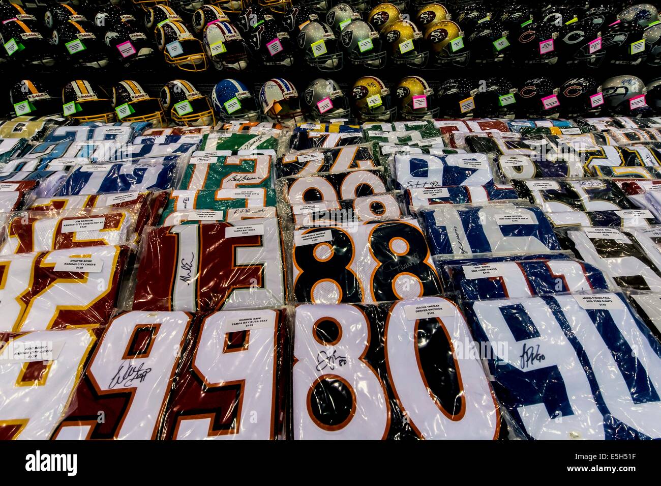 Cleveland ohio i x center hi-res stock photography and images - Alamy