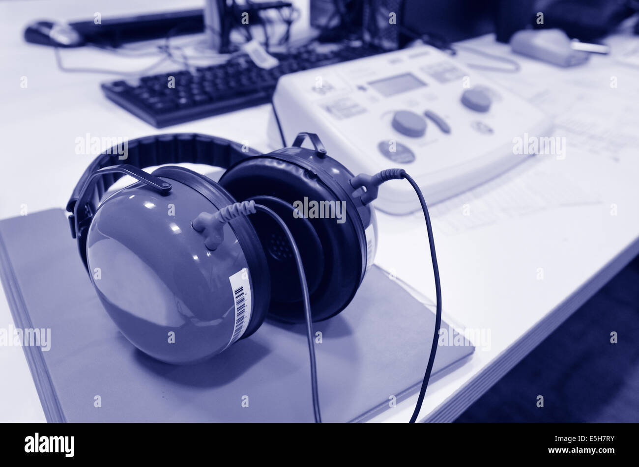 Screening Device High Resolution Stock Photography and Images - Alamy