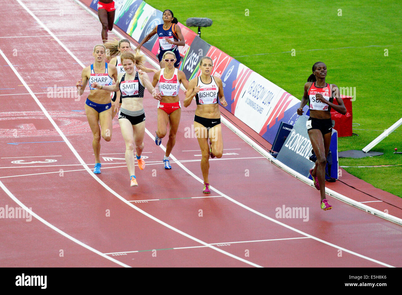 Womens 800m final commonwealth games 2014 hi-res stock photography and ...