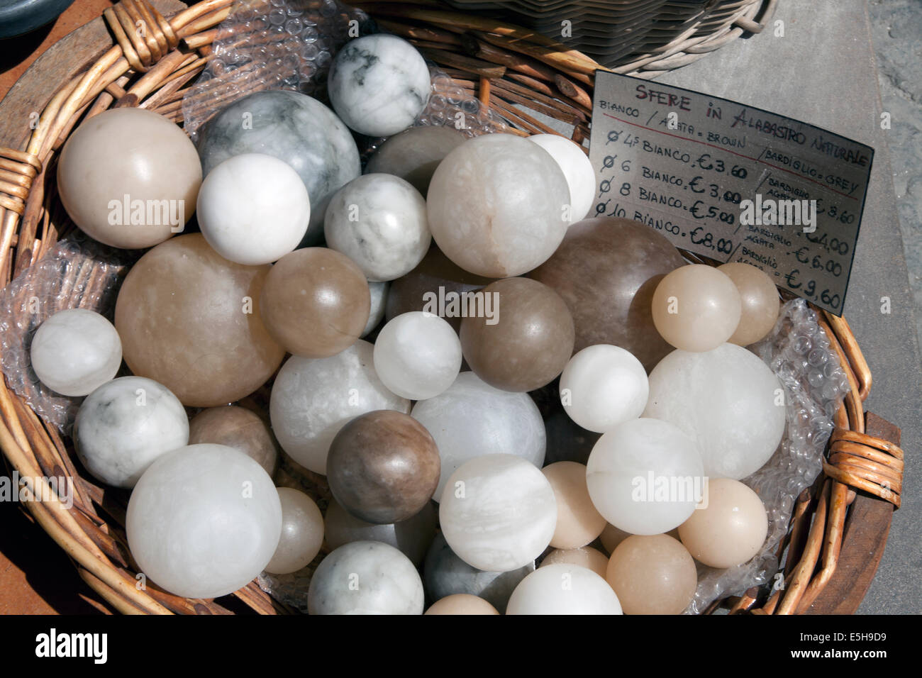 Alabastro stone, Volterra, Tuscany, Italy Stock Photo - Alamy