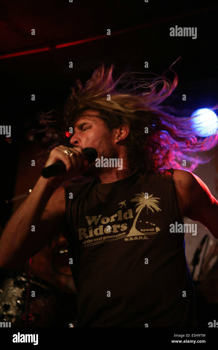 Four piece hi-res stock photography and images - Alamy