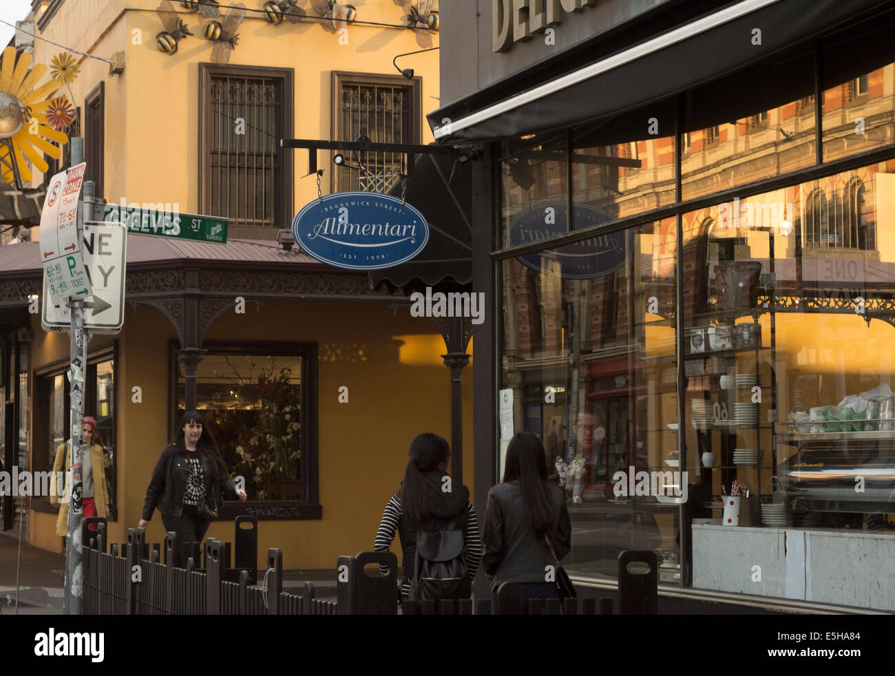 Brunswick street fitzroy hi-res stock photography and images - Alamy