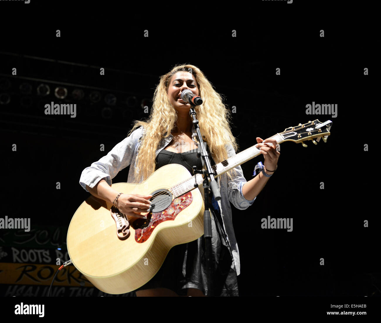 Portsmouth, Virginia, USA. 26th July, 2014. Soulshine tour brings SONNA ...