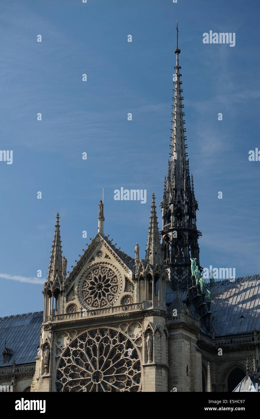 Churches french gothic architecture hi-res stock photography and images ...