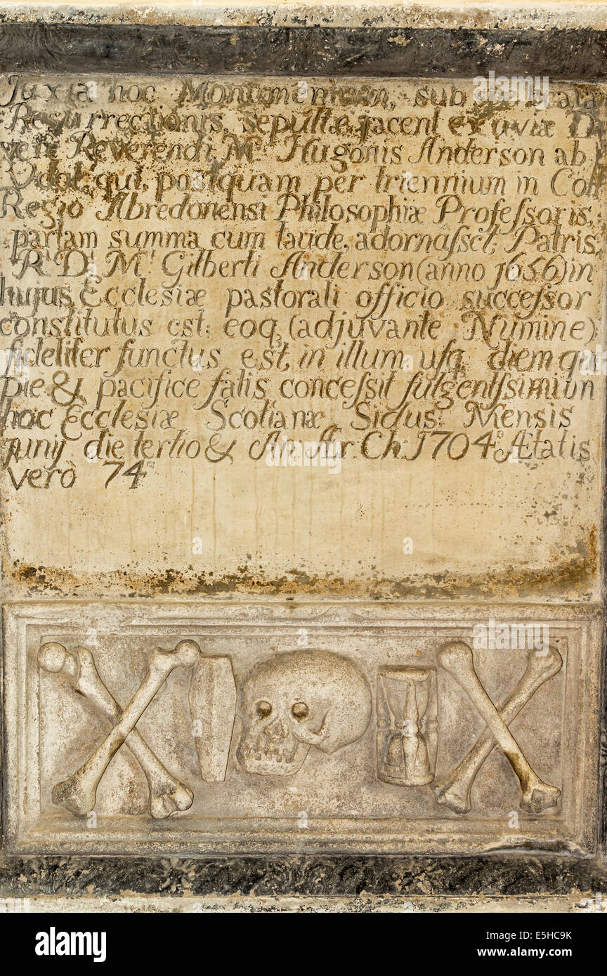 Wall burial hi-res stock photography and images - Alamy