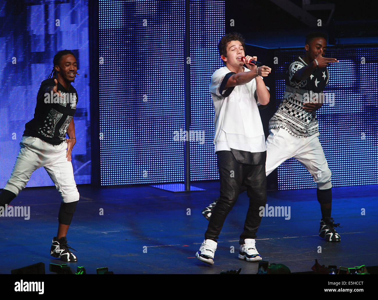 Las Vegas, Nevada, USA. 31st July, 2014. Pop singer-songwriter Austin ...