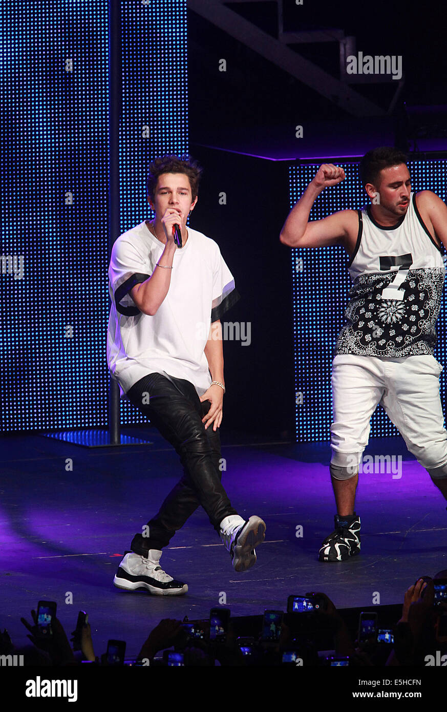 Las Vegas, Nevada, USA. 31st July, 2014. Pop singer-songwriter Austin ...
