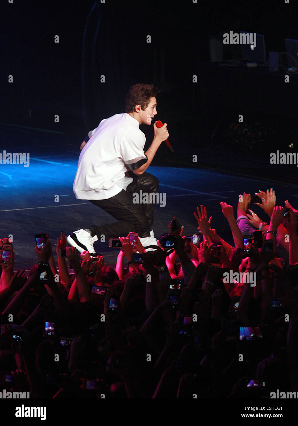 Las Vegas, Nevada, USA. 31st July, 2014. Pop singer-songwriter Austin ...