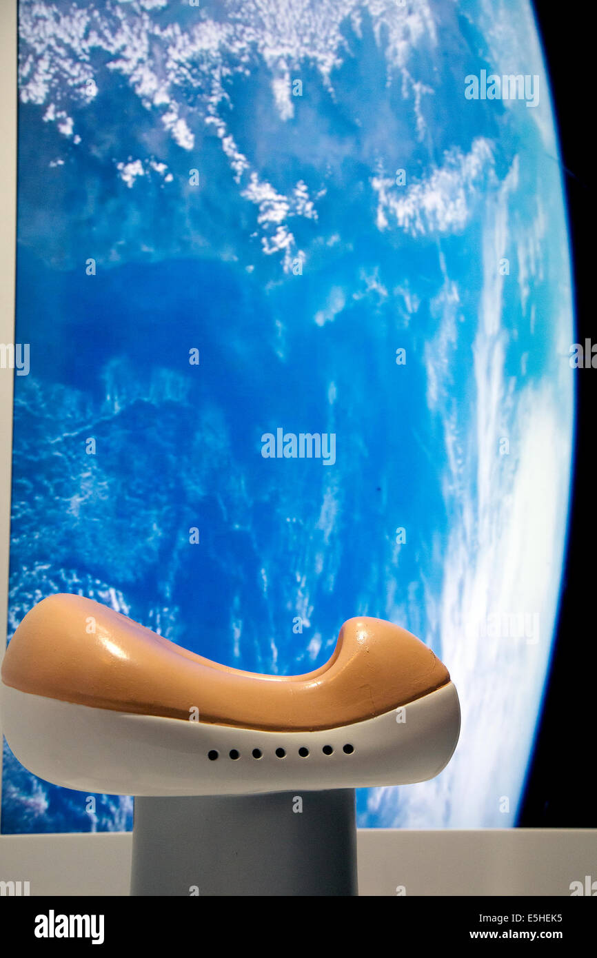 Futuristic toilet High Resolution Stock Photography and Images - Alamy