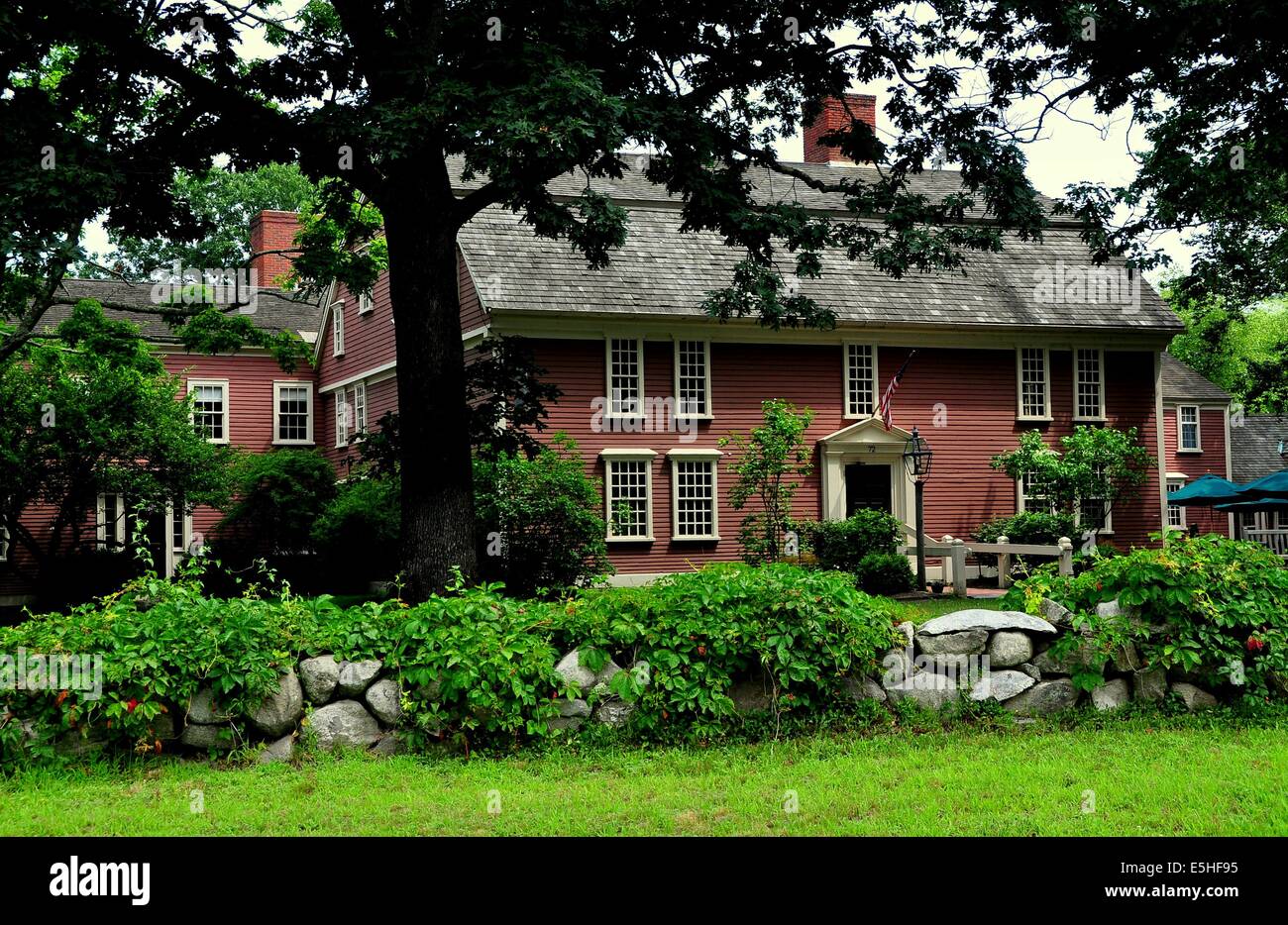 SUDBURY, MASSACHUSETTS: The American colonial-era 1716 Wayside Inn ...