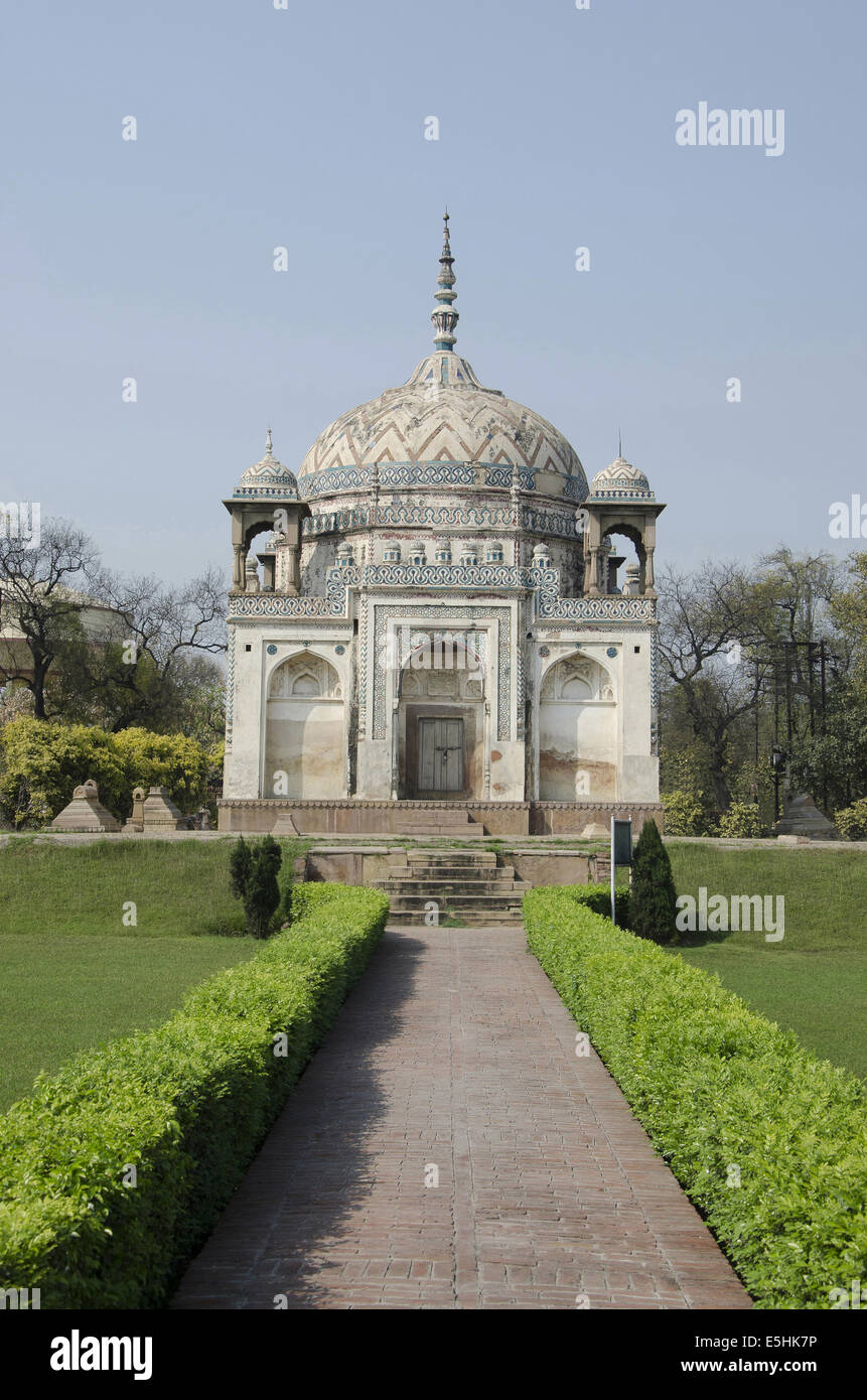 Lal Khan's Rauza, Makbara, Tomb, Built in 1733, Varanasi, Uttar Pradesh ...