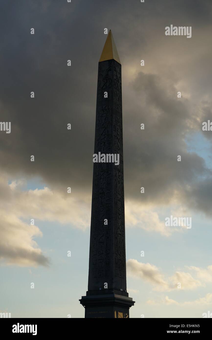 Gold leafed pyramid cap hi-res stock photography and images - Alamy