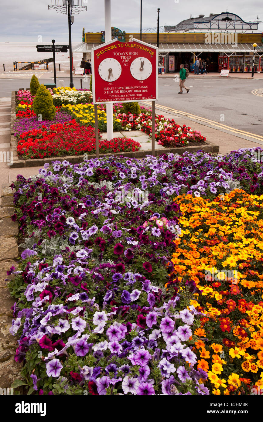 Cleethorpes seafront hi-res stock photography and images - Alamy