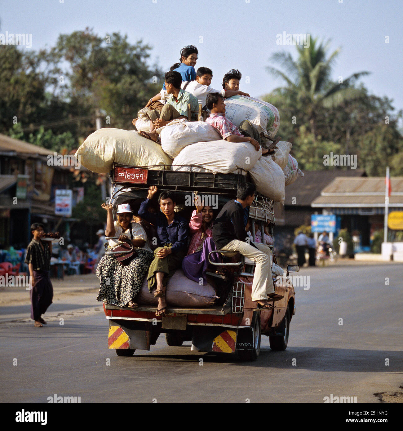 Workers on the streets of Myanmar (Burma Stock Photo - Alamy