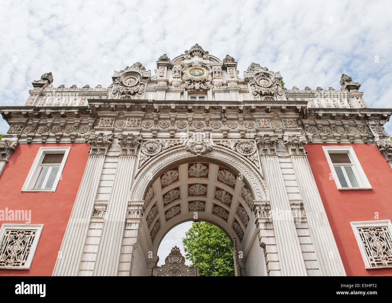 Detail of Ottoman architecture at Imperial Gate in Dolmabahce Palace ...