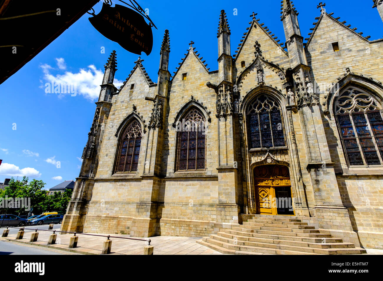 France vitre architecture building hi-res stock photography and images ...