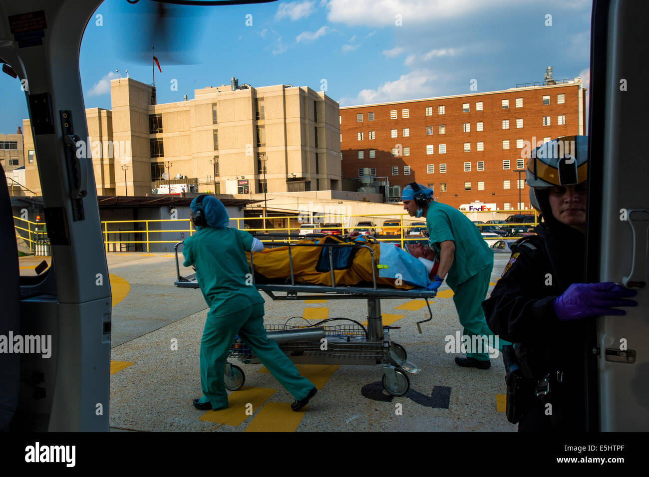 Nurses from MedStar DC hospital take take a vehicle accident victim ...