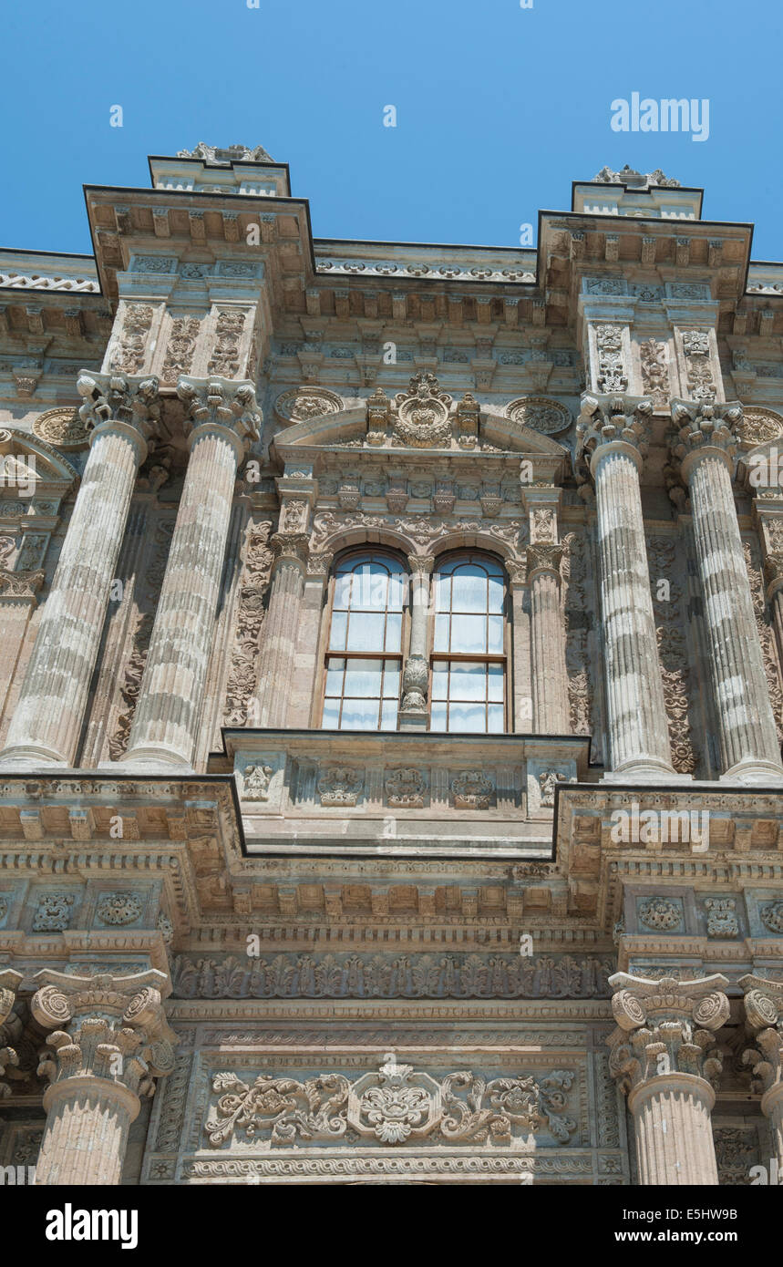 Detail of ottoman architecture at main building in Dolmabahce Palace ...