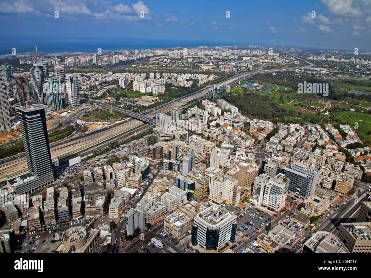 Downtown tel aviv hi-res stock photography and images - Alamy