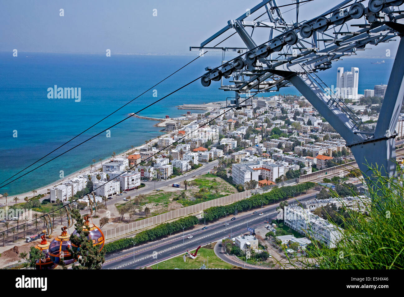Cable cars running between Mount Carmel and Bat Galim showing Haifa Bay ...