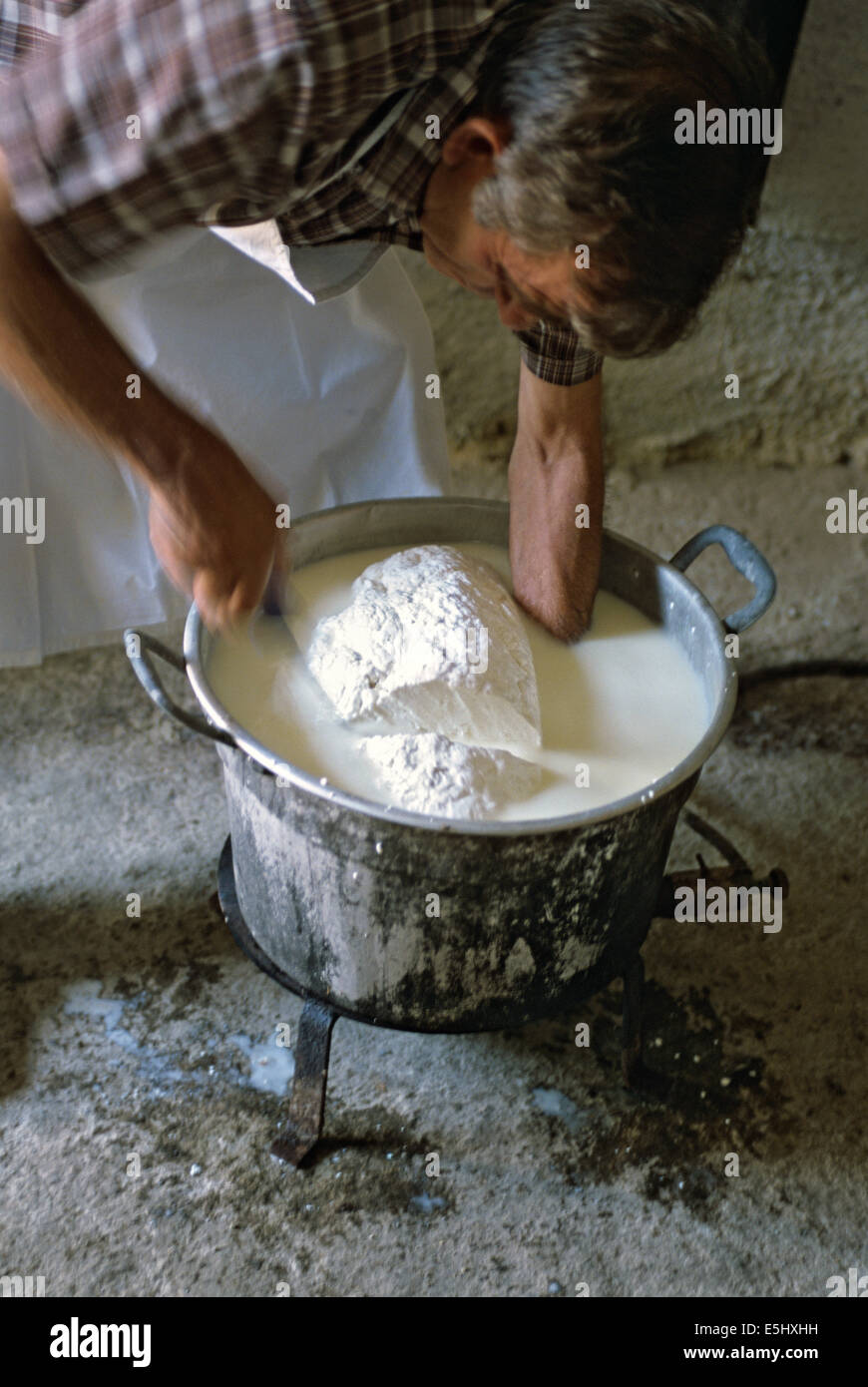 Pozzomaggiore is a small village in the north-west part of Sardinia ...
