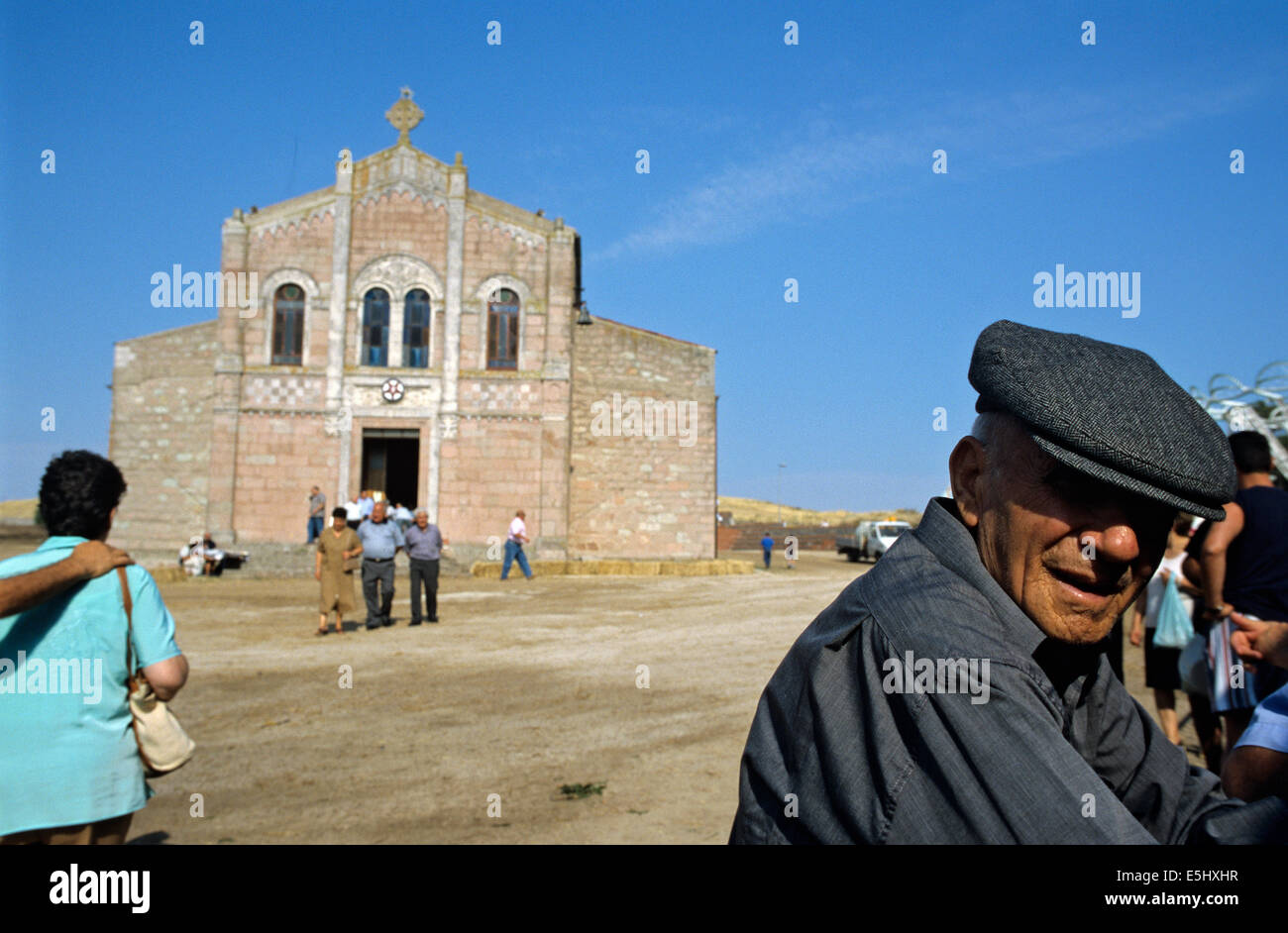 Pozzomaggiore is a small village in the north-west part of Sardinia ...