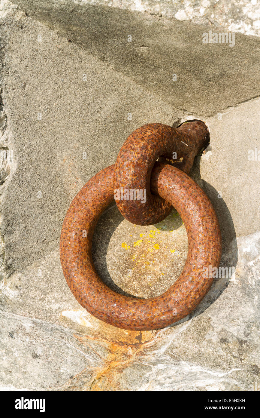 Mooring ring metal concrete hi-res stock photography and images - Alamy