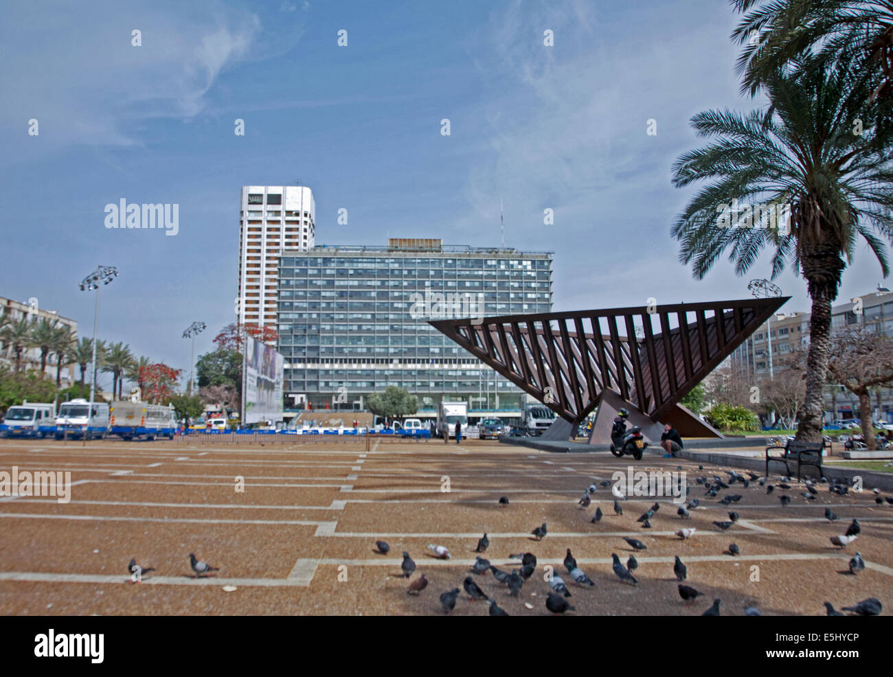 View of Rabin Square showing the Tel Aviv City Hall in background, Tel ...