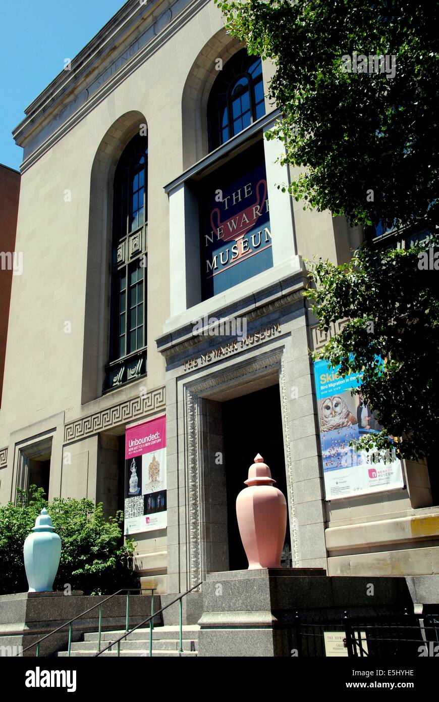 Newark museum hi-res stock photography and images - Alamy