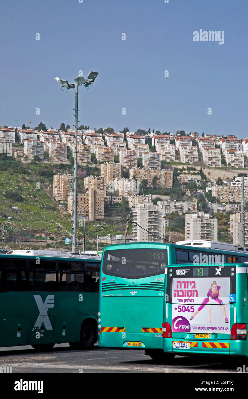 Israeli bus hi-res stock photography and images - Alamy