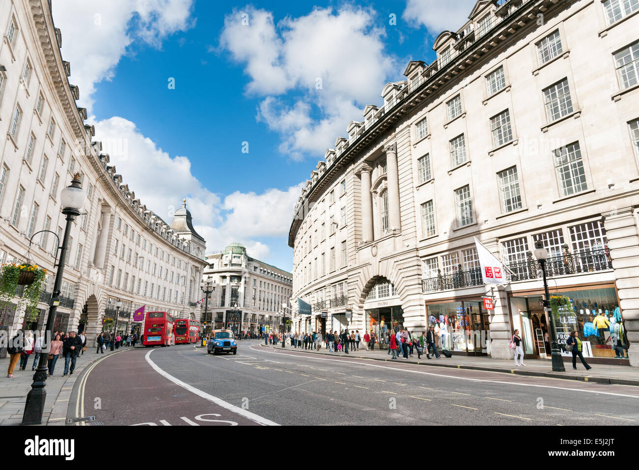 Central london regent street hi-res stock photography and images - Alamy