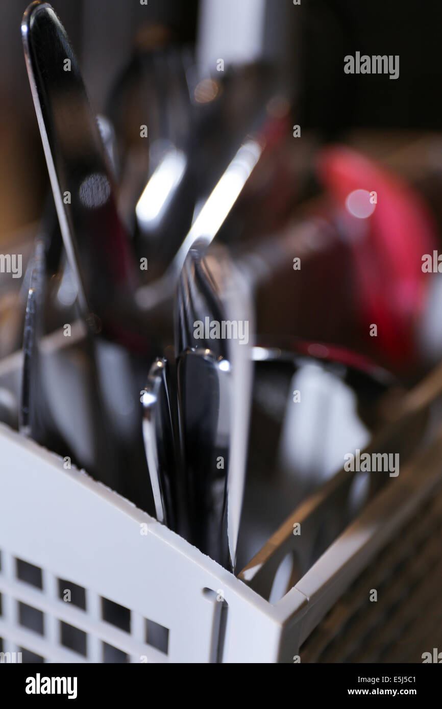 Clean cutlery dishwasher hi-res stock photography and images - Alamy